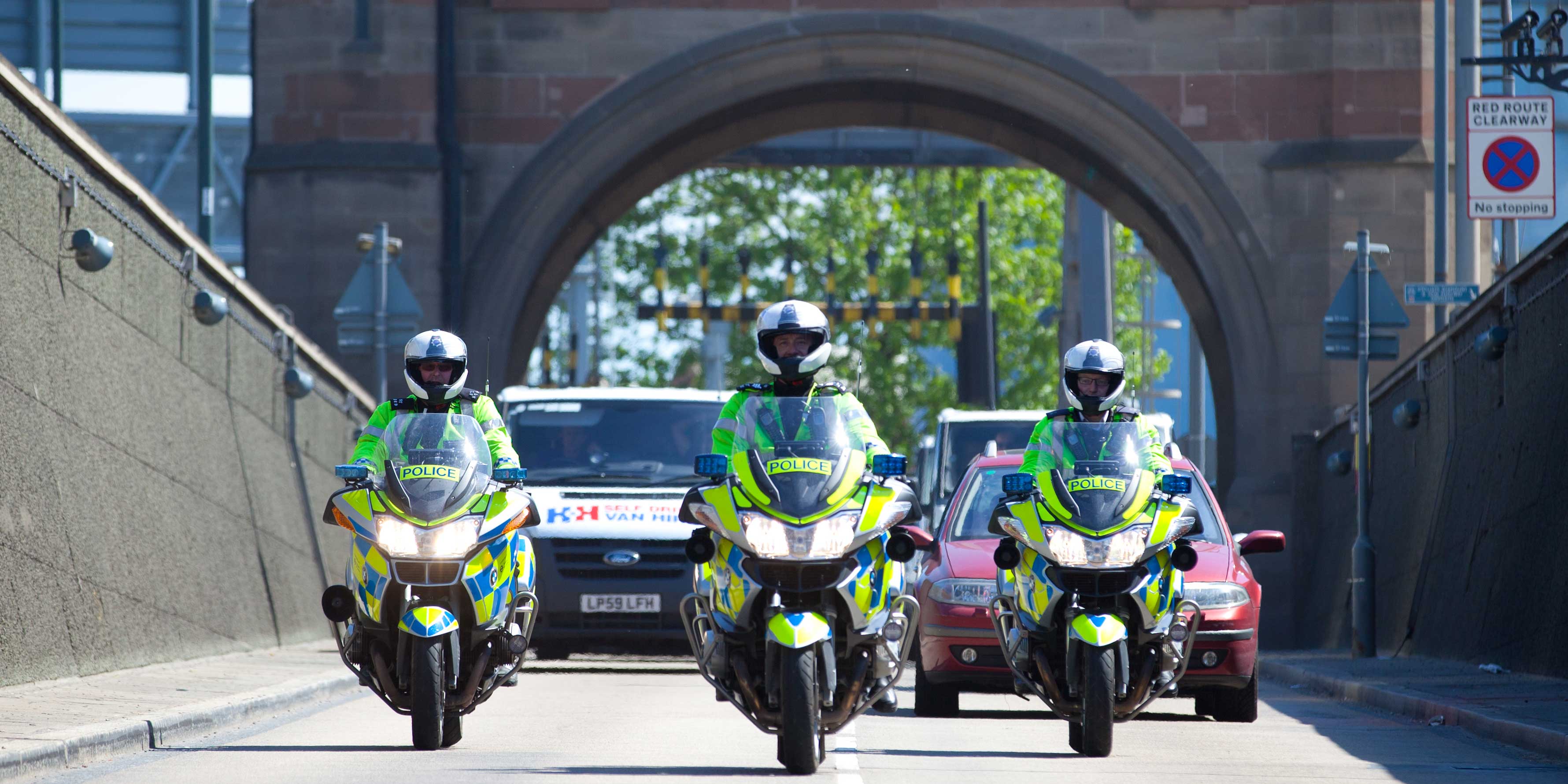 Metropolitan Police Crack Down On Rising Moped Crimes London City Hall